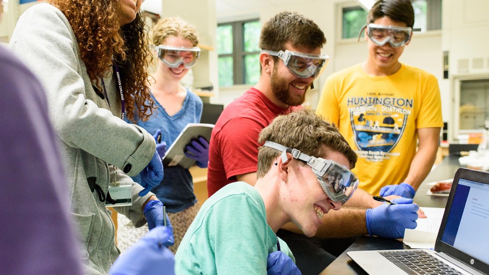 STEM Scholars Program | Kenyon College