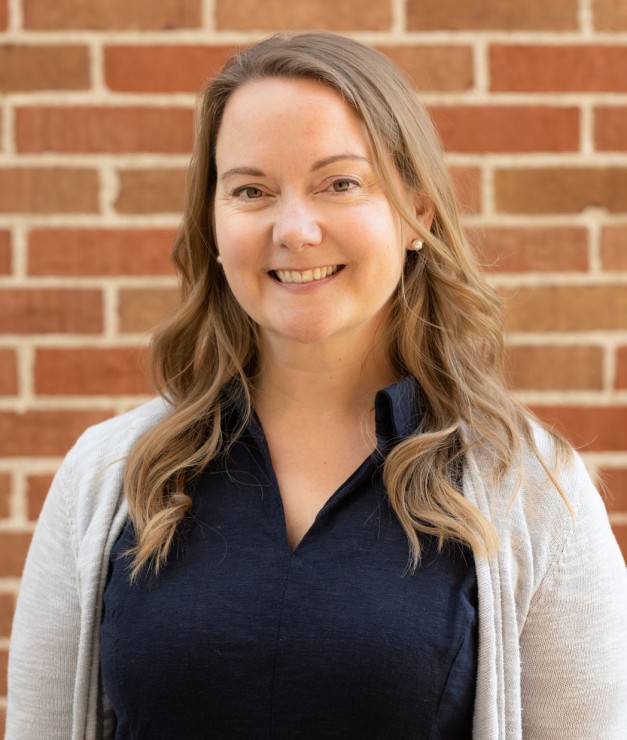 Elizabeth Dark | Kenyon College